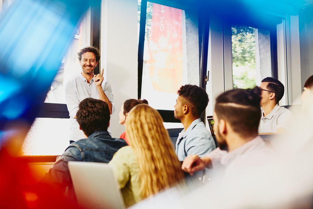 How Fresh Graduates Can Get a Job Without Experience | Randstad Singapore